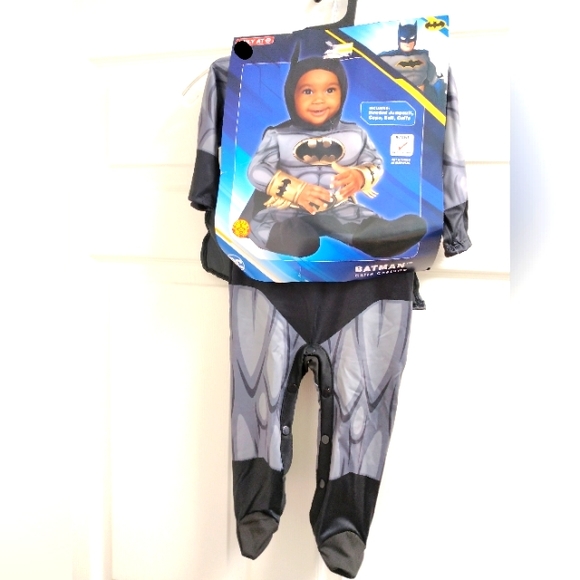 Rubie's | Costumes | Batman Dc Superhero Muscle Suit Halloween Costume ...